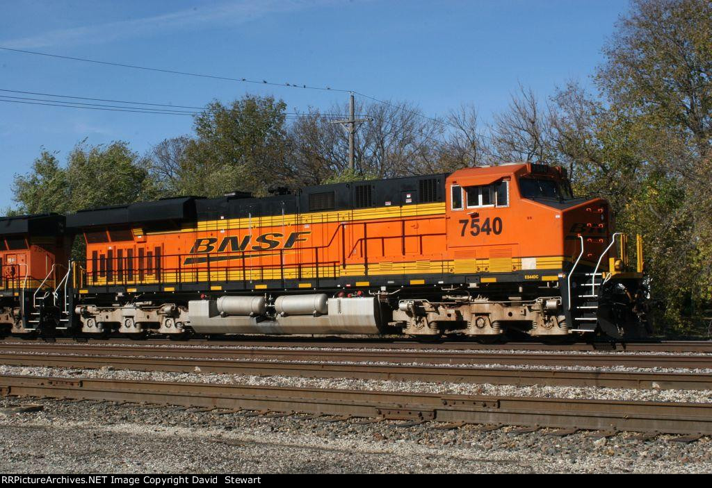 BNSF ES44DC 7540